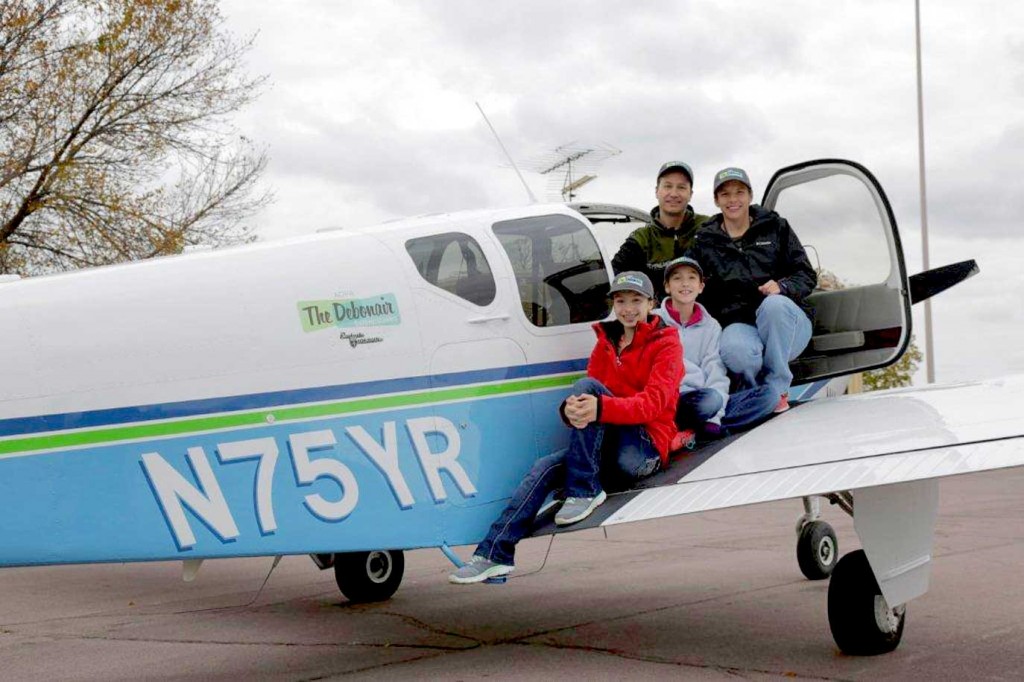 Minnesota Pilot Wins AOPA Sweepstakes Debonair…. AOPA President Stages ...